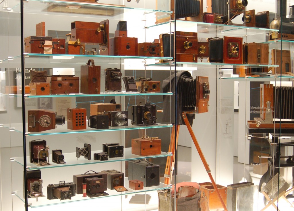 Museum | Mulens International Foto Export, vintage cameras, lenses ...